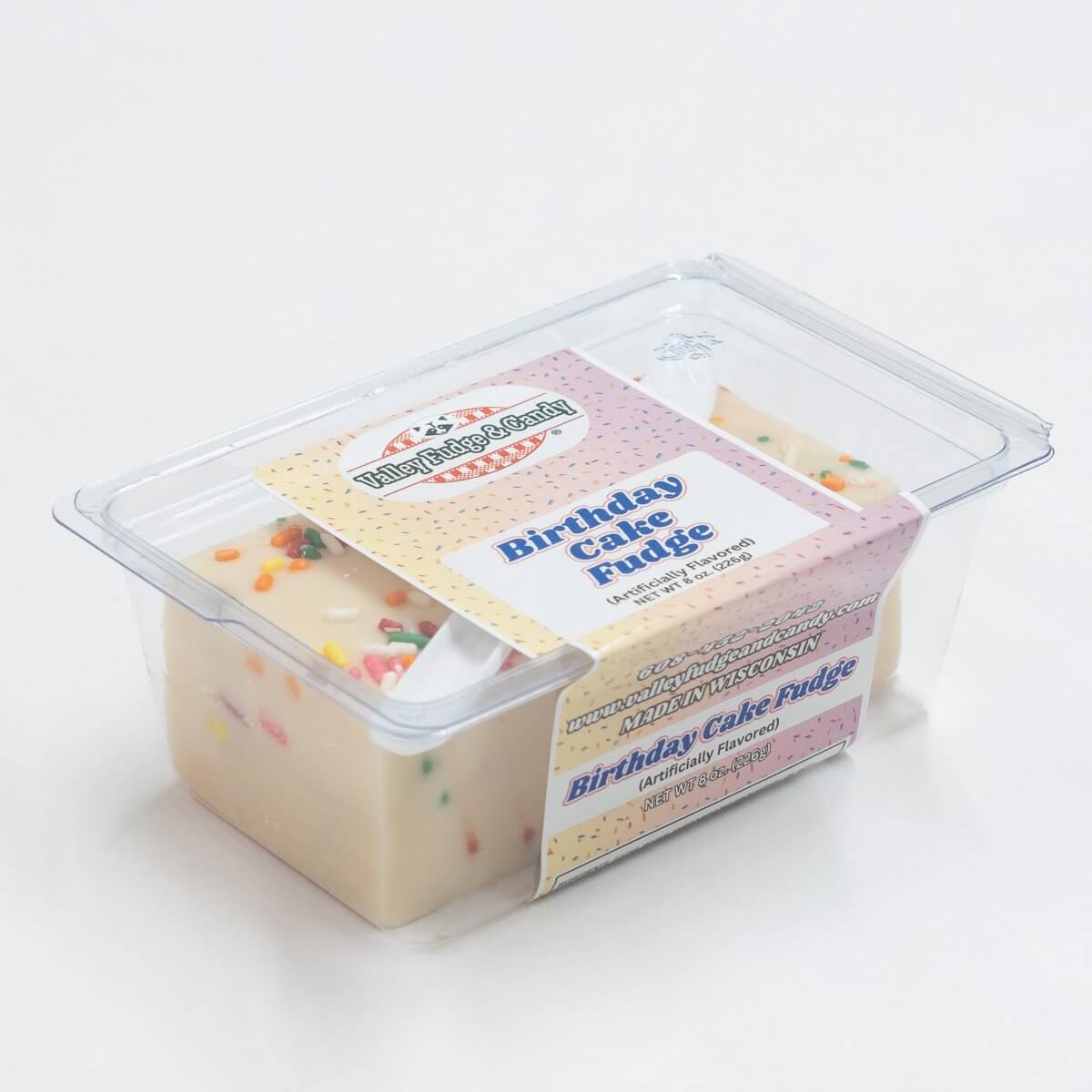 Birthday Cake Fudge 8 oz – Pearls Candy & Nuts NH